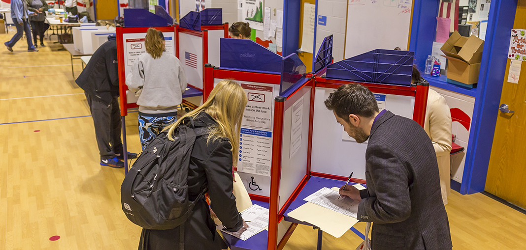 Dónde y cómo registrarse para las elecciones en California - Artículos